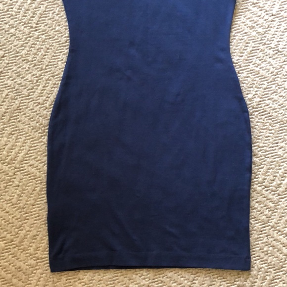 H&M | Dresses | Nwt Hm Scoop Neck Blue Figure Hugging Tee Shirt Dress ...